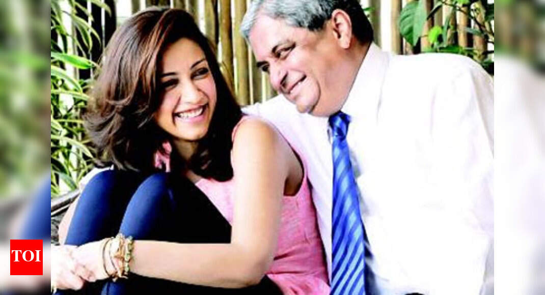 I survived because I am headstrong like my father: Amrita Puri | Hindi ...