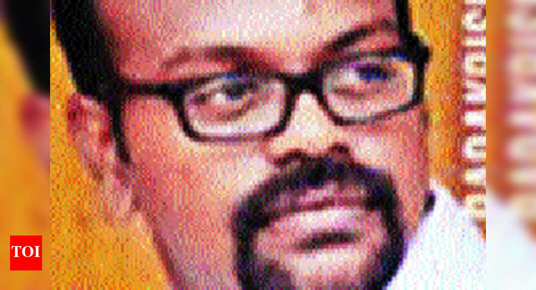 S Radhakrishnan wins award; M R Rajakrishnan gets congratulatory calls ...