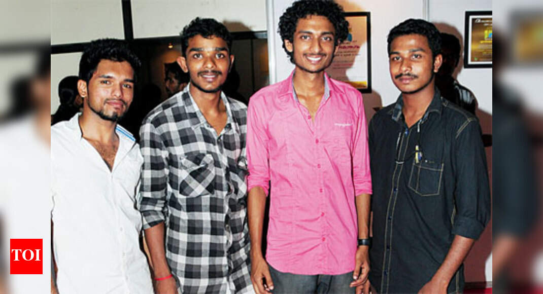 RLV College students put up an art show in Kochi | Events Movie News ...