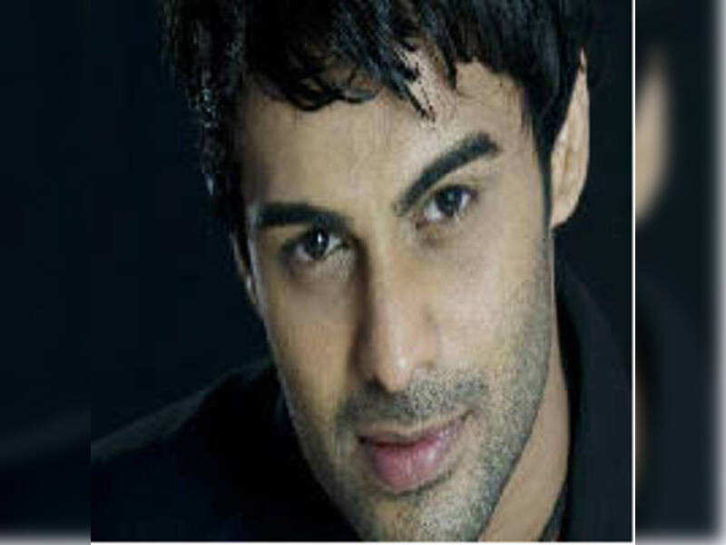 Prithvi Zutshi-Amit Dolawat in Haunted Nights! - Times of India
