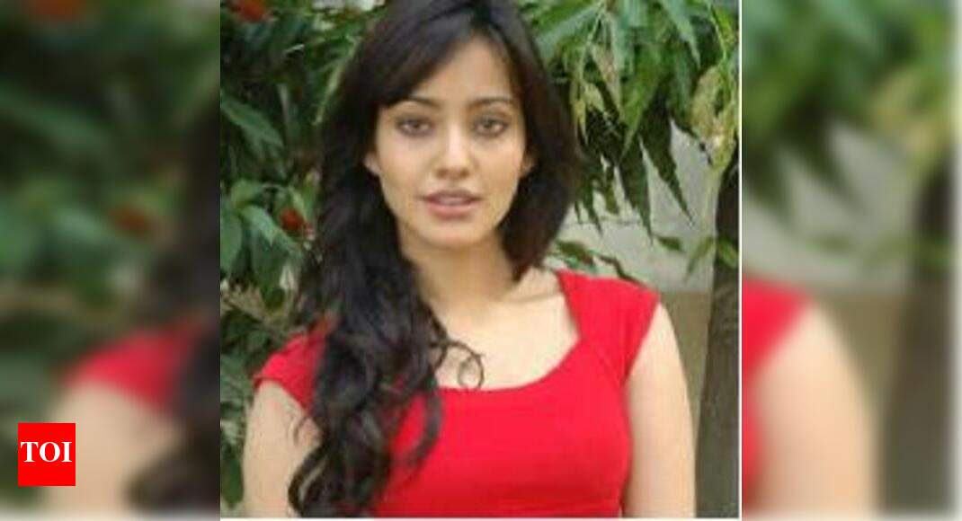 Sunny Deol got parathas for homesick Neha Sharma | Hindi Movie News ...