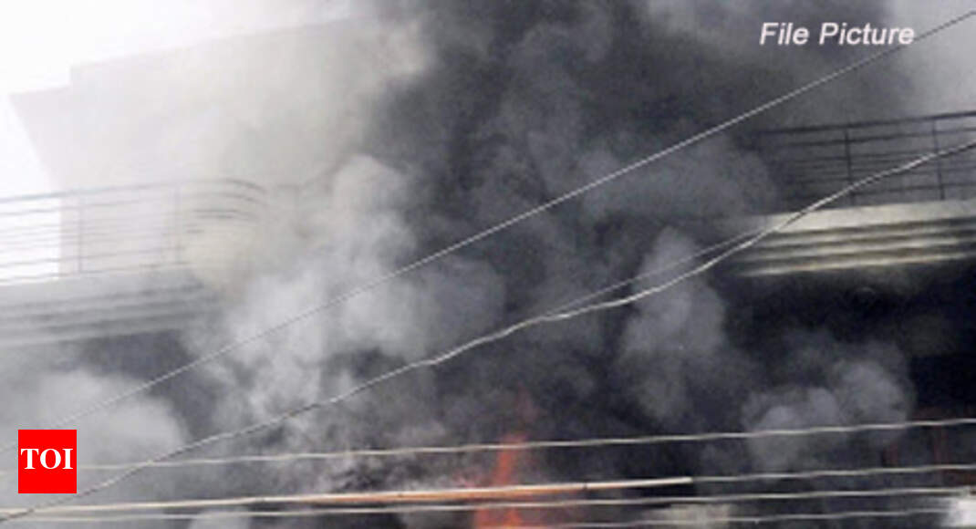 Fire in residential building in Mumbai | Mumbai News - Times of India