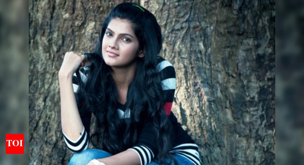 Ashrita to be cast opposite Dhanush? | Tamil Movie News - Times of India