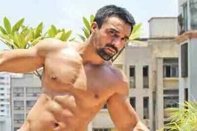 Ajaz Khan plays Sanjay Dutt | Hindi Movie News - Times of India