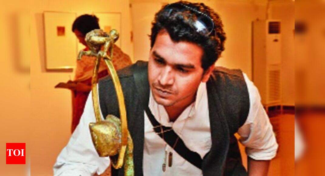 Here, everything’s arty - Times of India