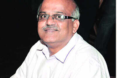 Friends at party hosted by Dr Sangeeta Arora to celebrate Dr Gopal ...