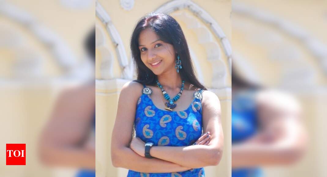 Neha Patel in Paru W/o Devadas | Kannada Movie News - Times of India