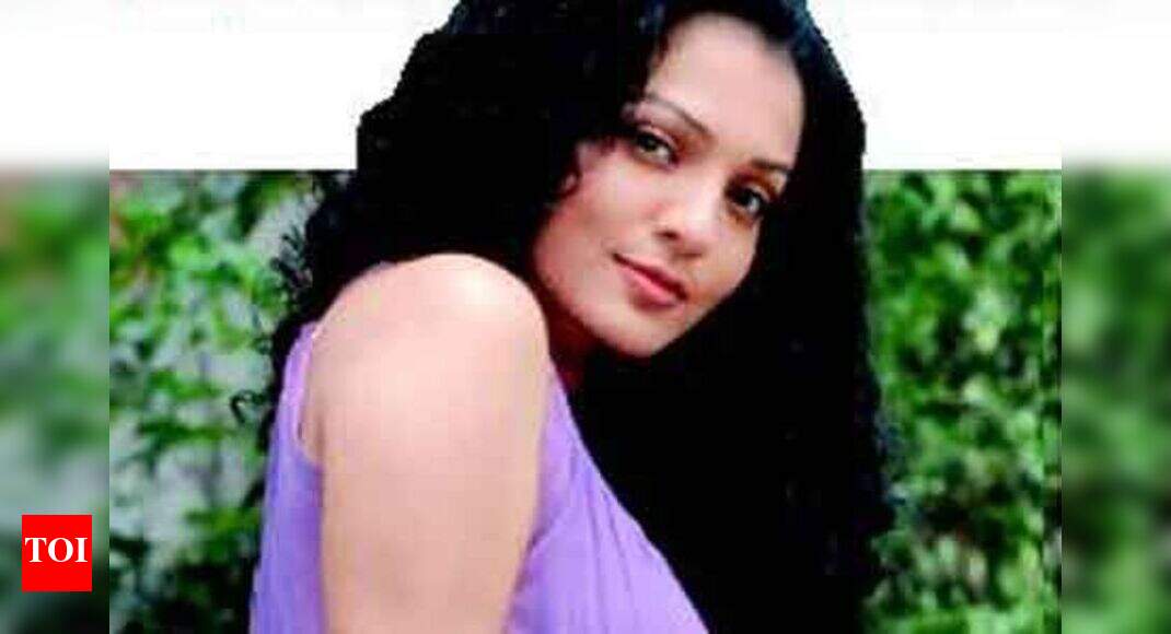 I can't handle fame: Parvathy | Tamil Movie News - Times of India