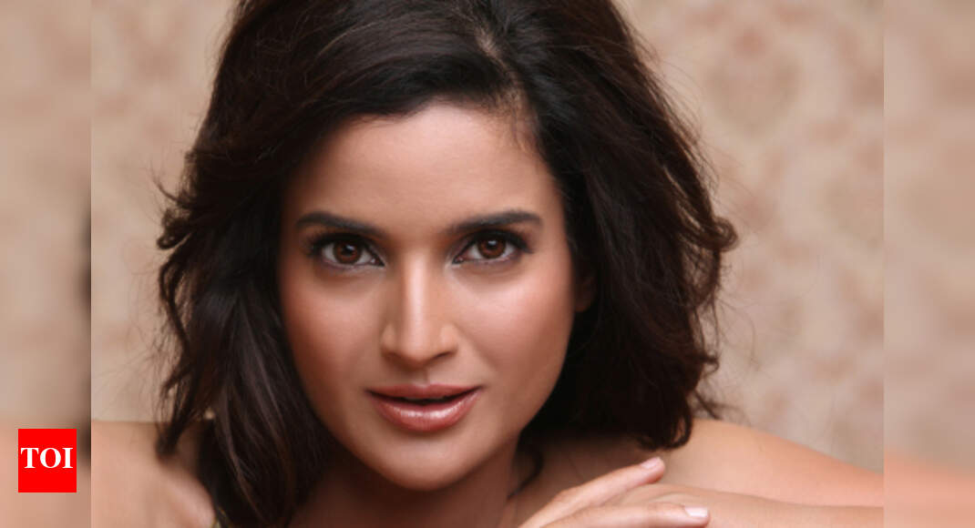 Travel show: Sushama Reddy to tie the knot this year | Hindi Movie News ...