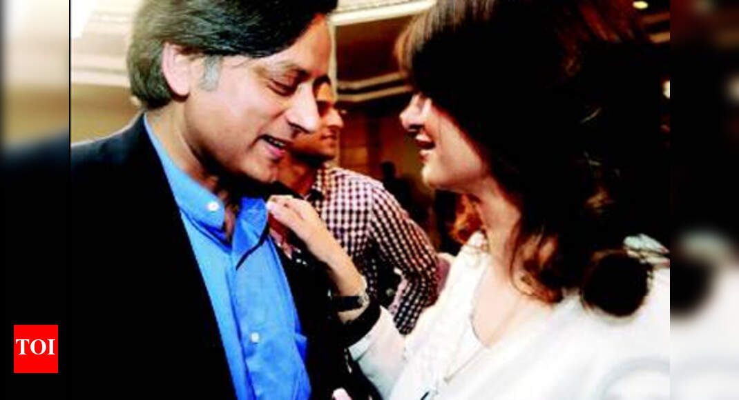 Love lost between Shashi Tharoor and wife? - Times of India