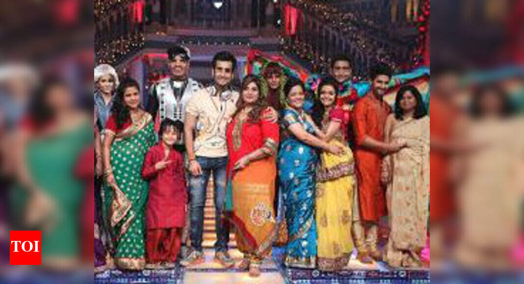 TV actors celebrate Meri Maa with their real moms - Times of India