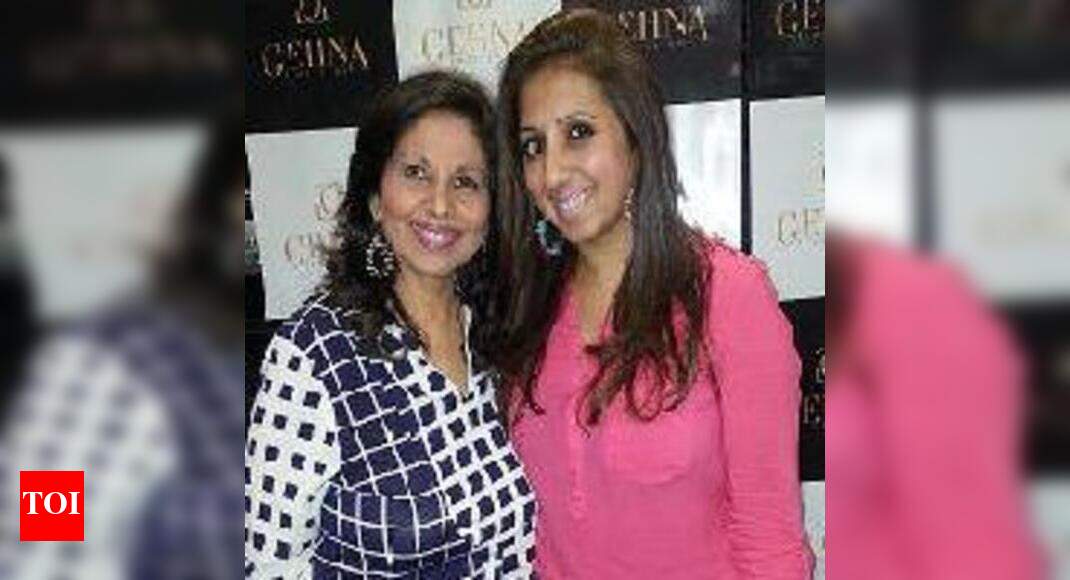 Munisha’s mom wants her to do Big Boss! - Times of India