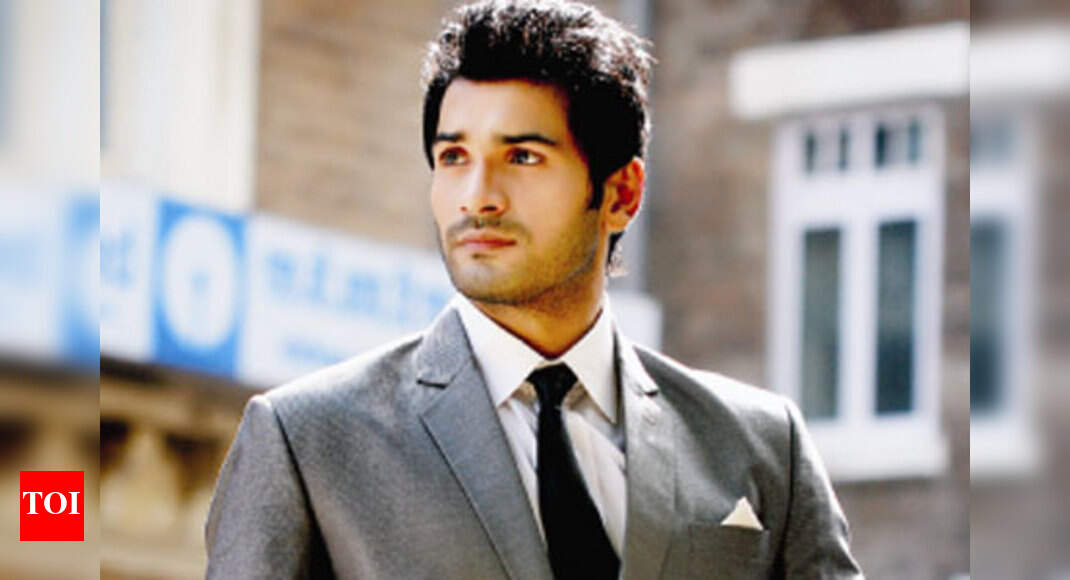 Two more TV actors to make film debut - Times of India