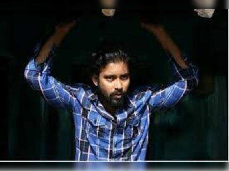 Attakathi Dinesh replaces Vemal in Sontha Ooru | Tamil Movie News ...