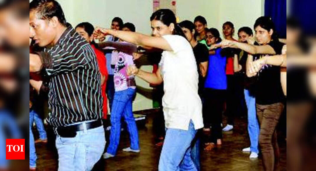 Self-defence classes in vogue this summer - Times of India
