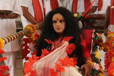 Bhasa takes on the three stooges | Bengali Movie News - Times of India