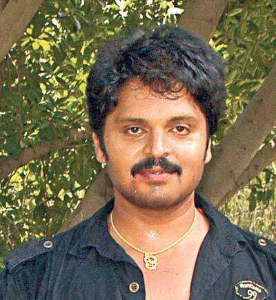 Karan gets a warning | Tamil Movie News - Times of India