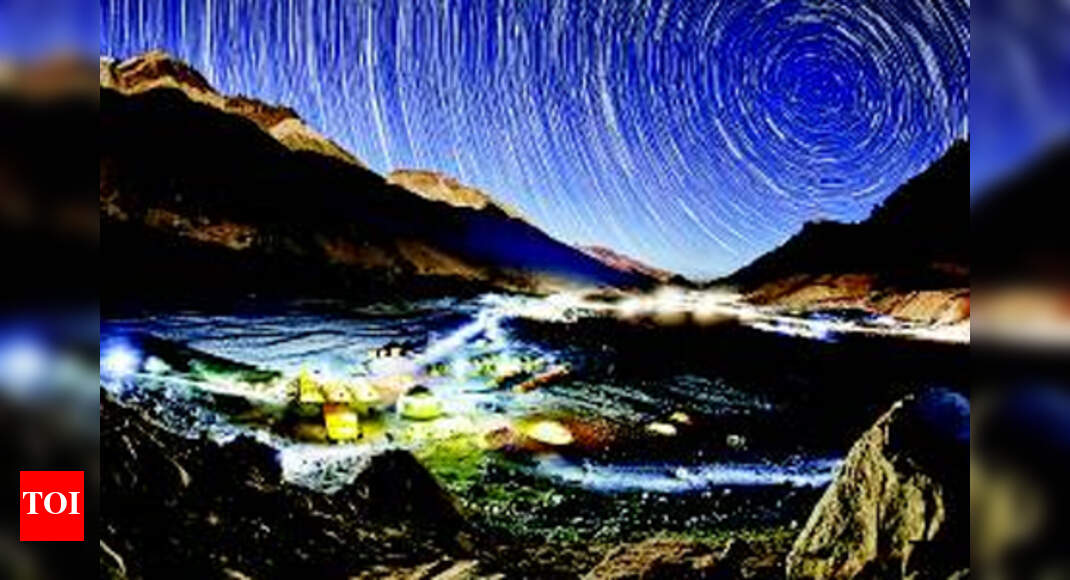 Stunning pictures of record-breaking BASE jump - Times of India