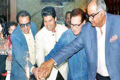 Dharmendra, Sridevi attend Vasant Davkhare’s son birthday bash in ...