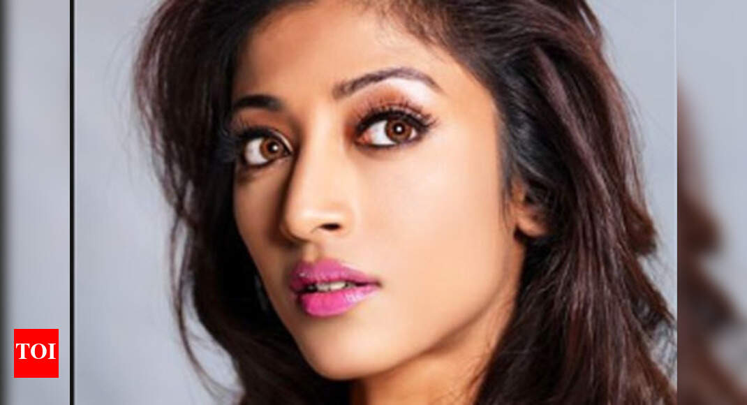Ritu da's passing away still haunts me: Paoli Dam | Hindi Movie News ...
