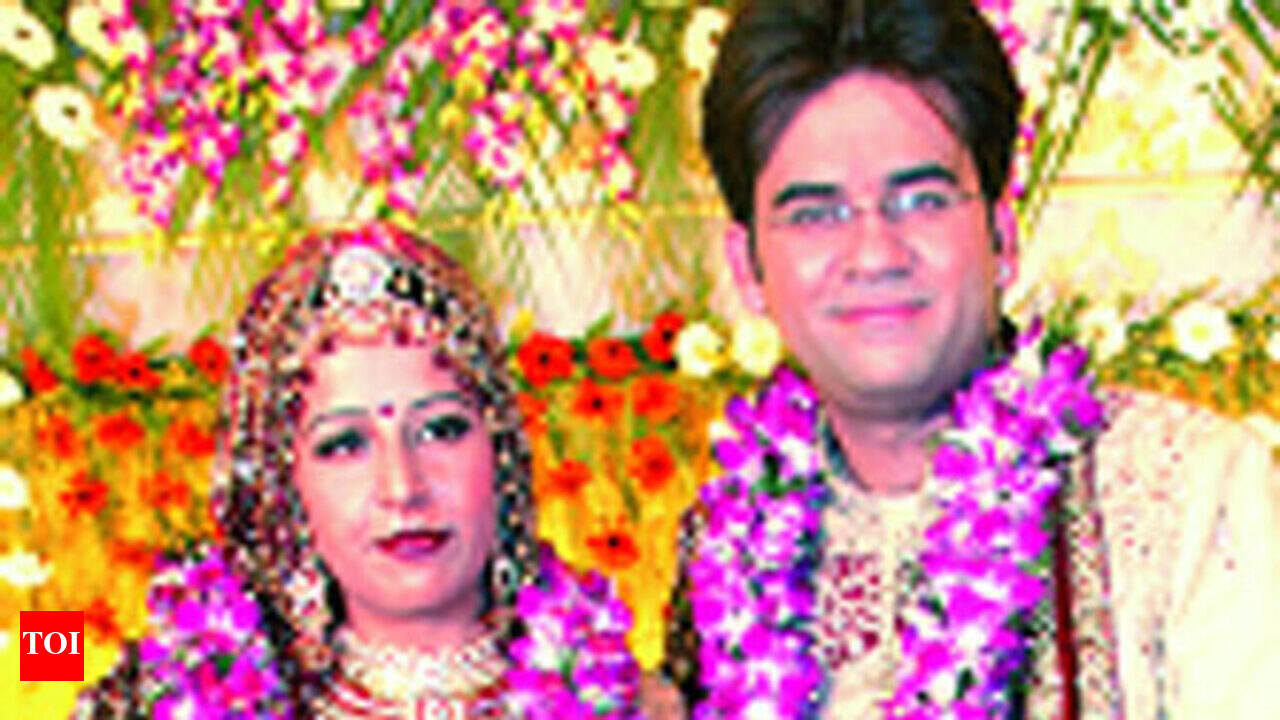 Alok Shetty Wedding Dindoshi Court Refuses Relief To Alok Nath, Wife