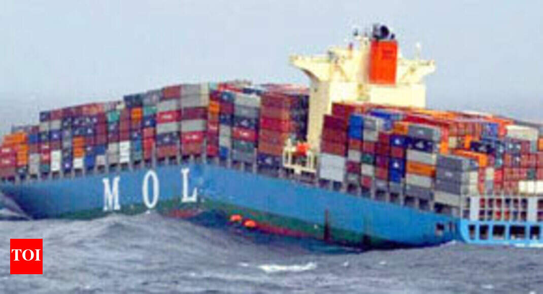 MV MOL Comfort: Container vessel breaks into two at high sea | Mumbai ...