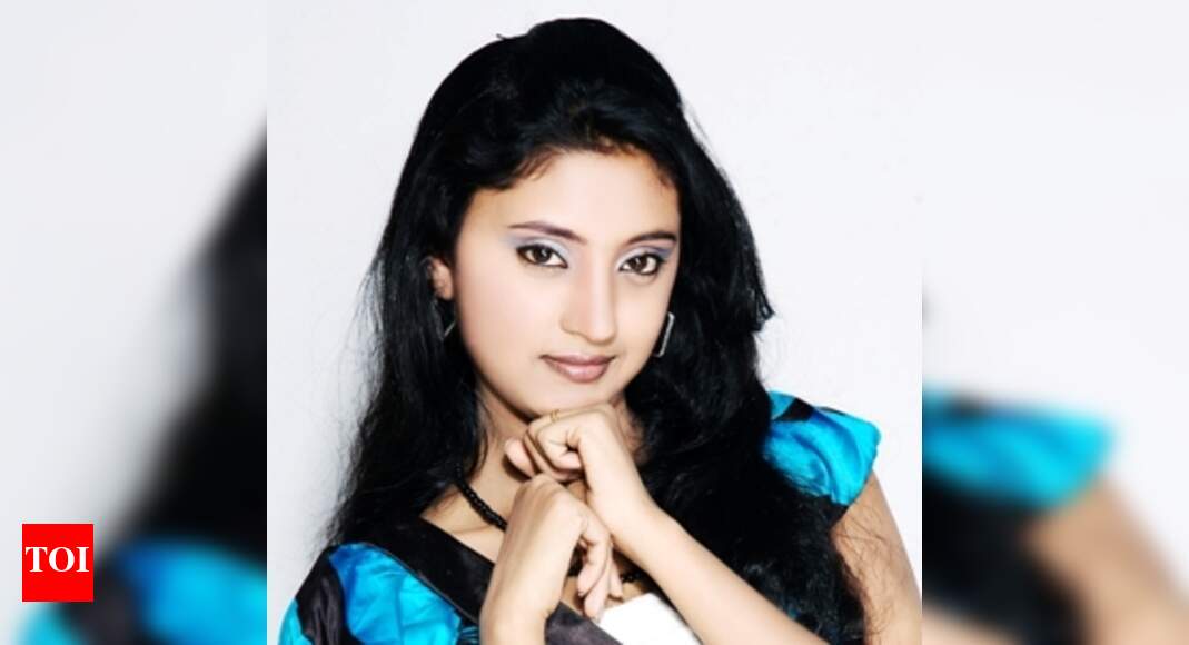 Tanmayee goes de-glam for Halliya Makkalu | Kannada Movie News - Times ...