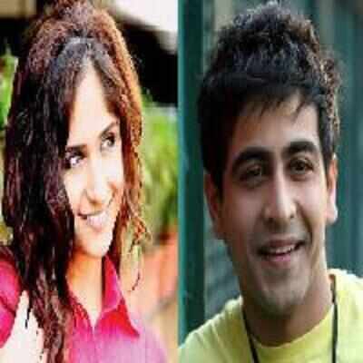 Hunar Hali & Dishank Arora in Ek Bhoond Ishqiya - Times of India