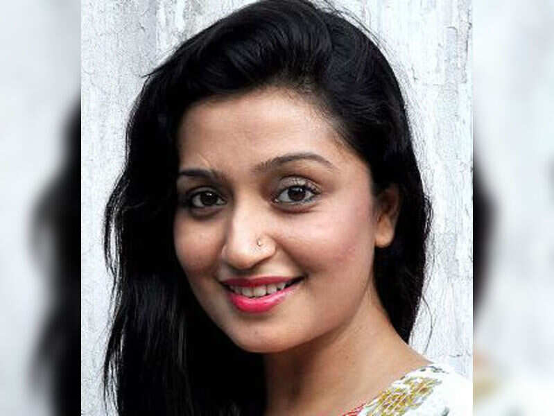 I want to take part in Bigg Boss: Pallavi Purohit - Times of India