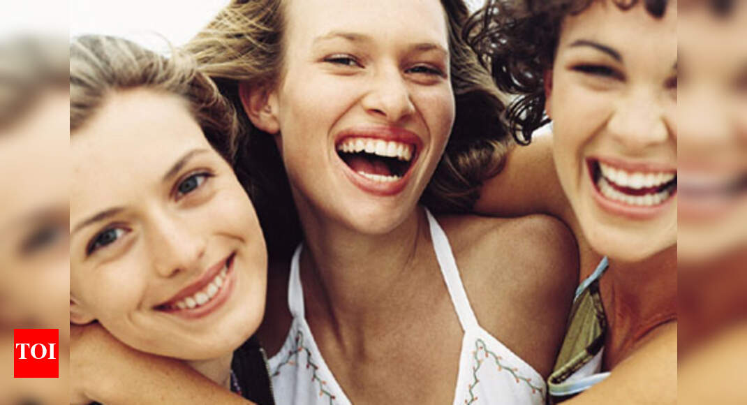 Habits every woman must ditch - Times of India