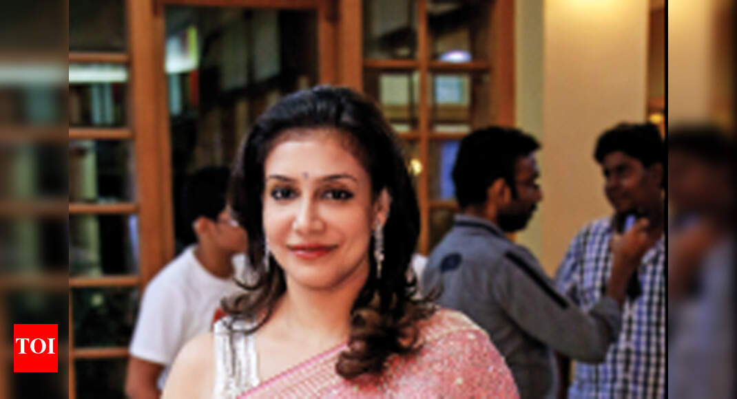 Wedding reception of businessman Sameer Hamsa and Hamna at Thrissur ...