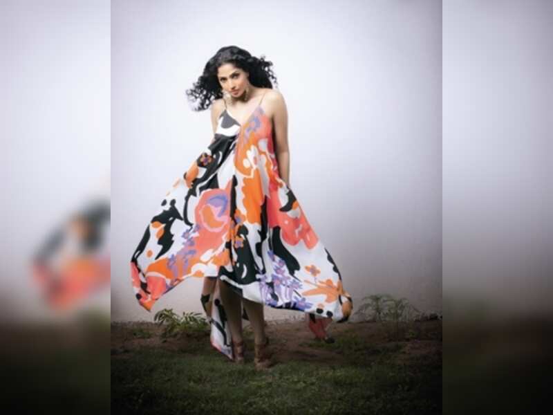 Suman Ranganath in Ramya’s Neer Dose | Kannada Movie News - Times of India