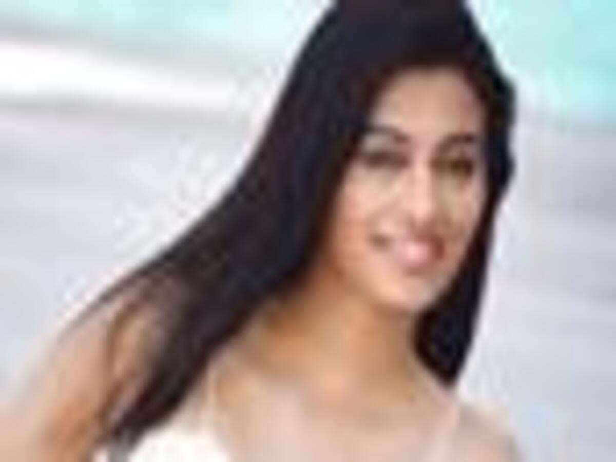 Being an actress is different from Miss India: Neha Hinge