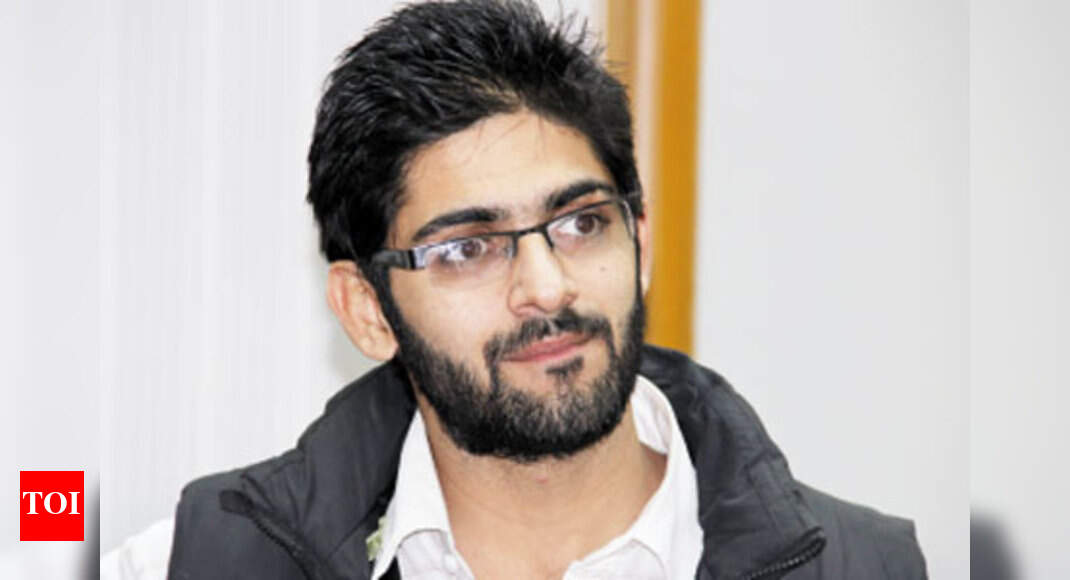 Writing a book gives more freedom than making a film: Gagan Puri ...