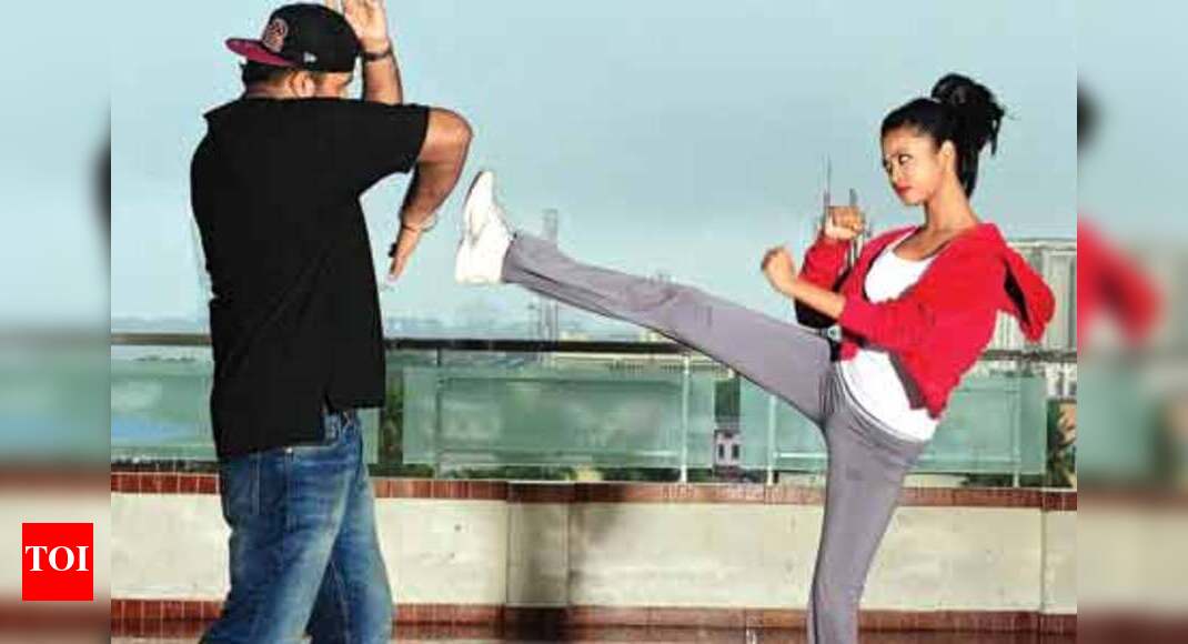Kochi girls geared up to defend themselves - The Times of India