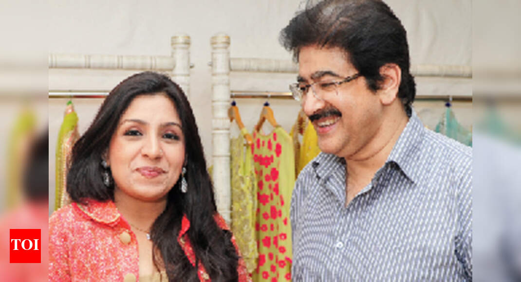 Designer Varija Bajaj hosts an evening to mark the opening of her new ...