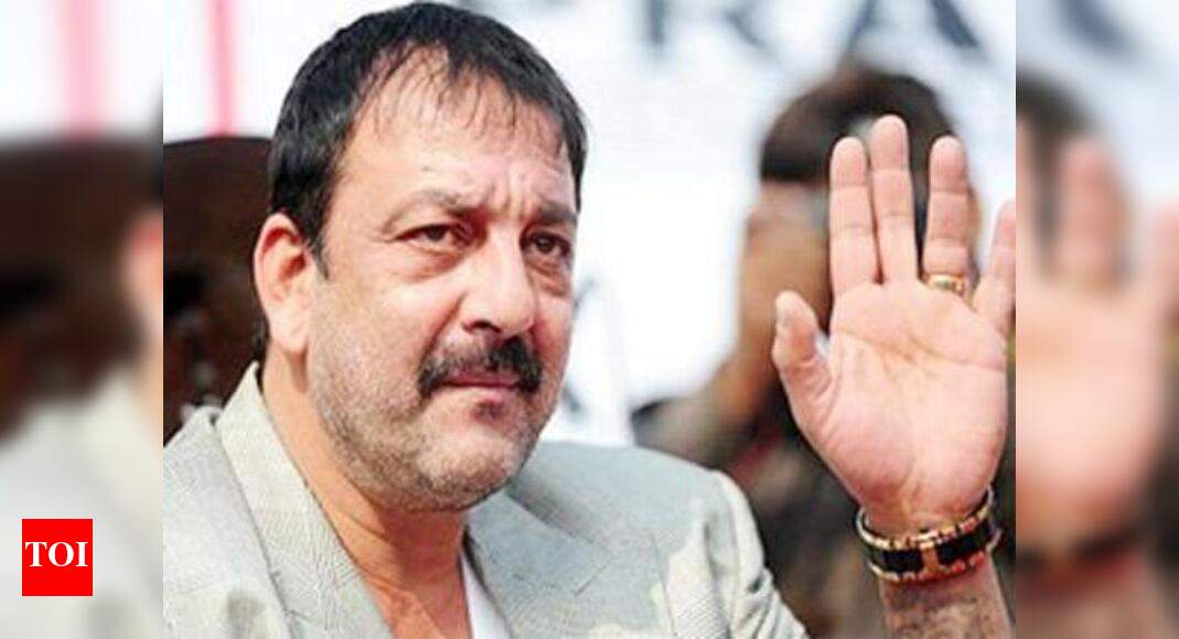 Sanjay Dutt's friends plan to visit him, seek court permission | Hindi ...