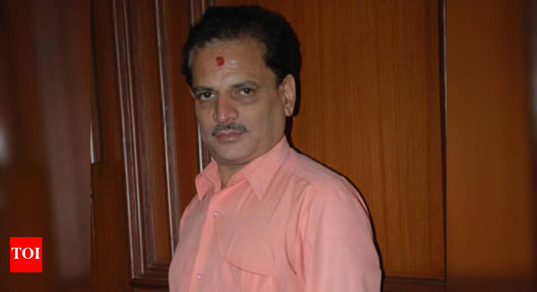 Narayan Hosmane lashes out at Sunil Kumar Desai | Kannada Movie News ...