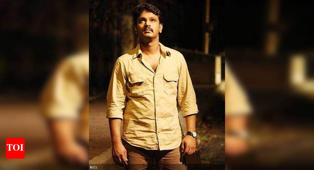 Cheran breaks down | Tamil Movie News - Times of India