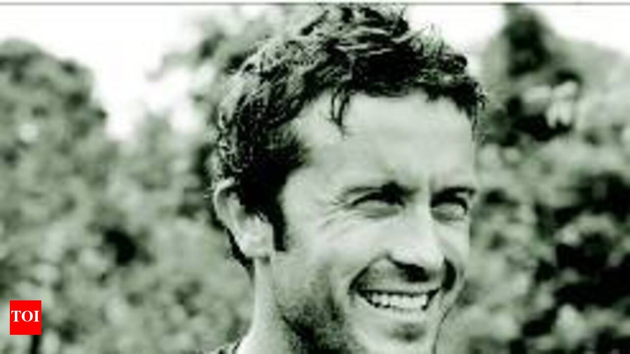 Colin Croft's Instagram, Twitter & Facebook on IDCrawl