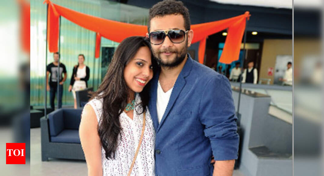 DJ Akshay at the open air lounge | Regional Movie News - Times of India