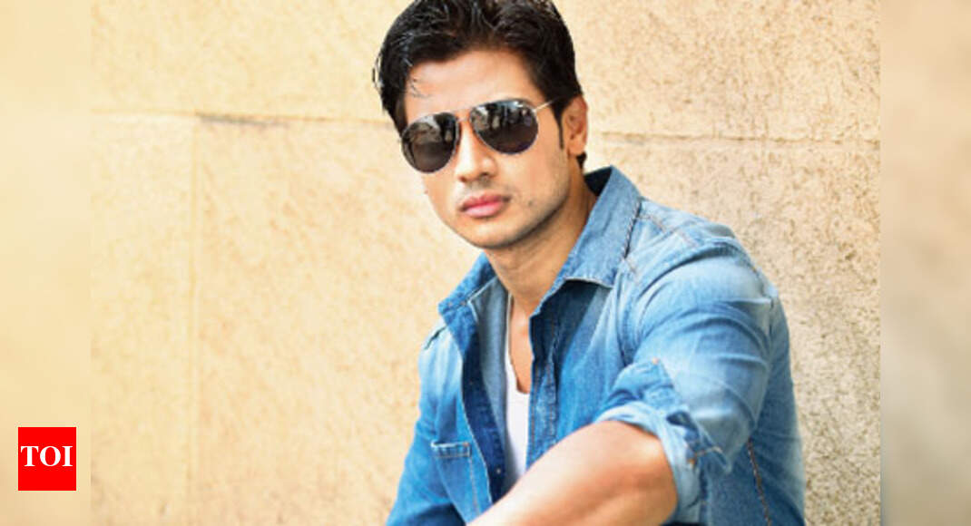 Shiv Pandit reminds me a lot of myself: Akshay Kumar | Hindi Movie News ...