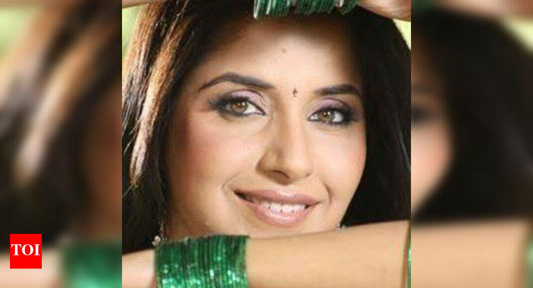 Saadhika Randhawa to enter Jhilmil Sitaaron Ka.. - Times of India