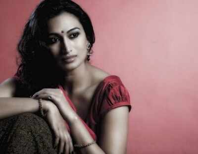 Shwetha bags yet another love story | Kannada Movie News - Times of India