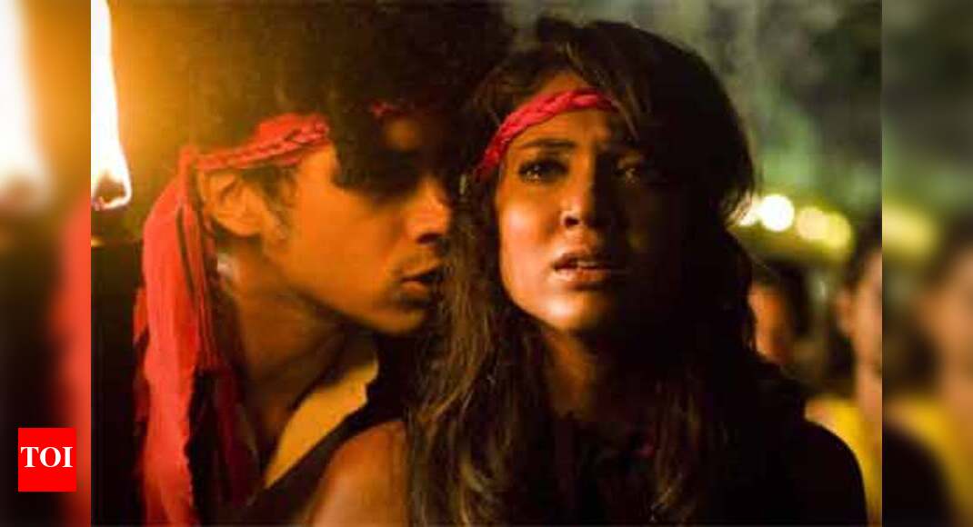 Tasher Desh Movie Review {3.5/5}: Critic Review of Tasher Desh by Times ...