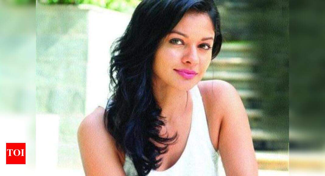 Nothing controversial in Vishwaroopam 2: Pooja | Tamil Movie News ...