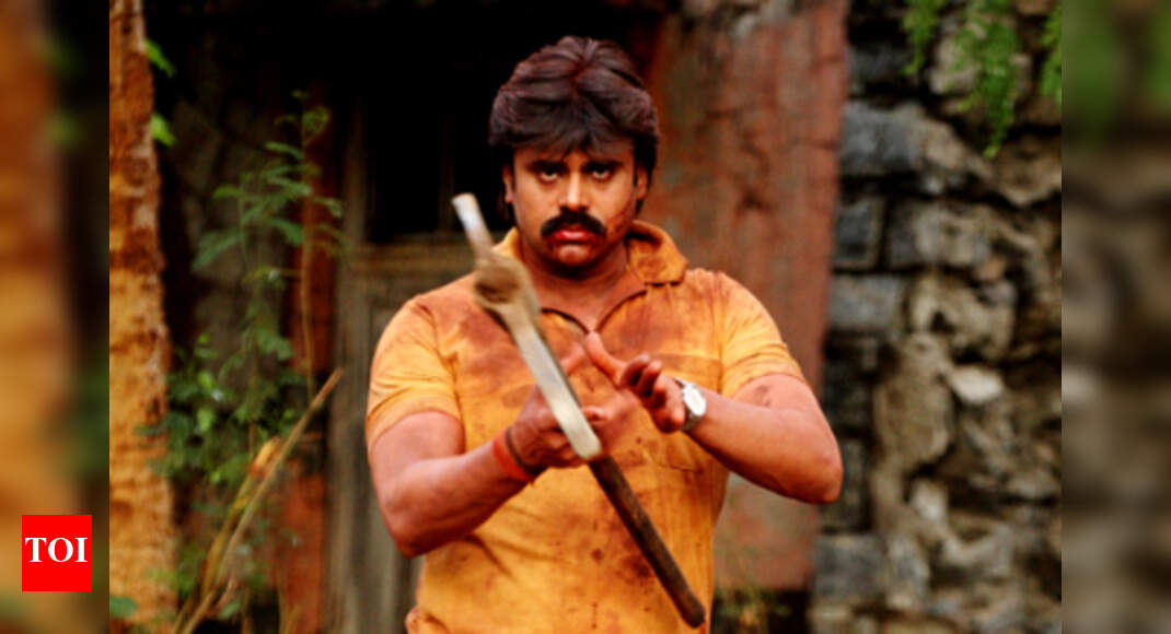 Shubham Tiwari gets a thumbs up from the audience | Bhojpuri Movie News ...