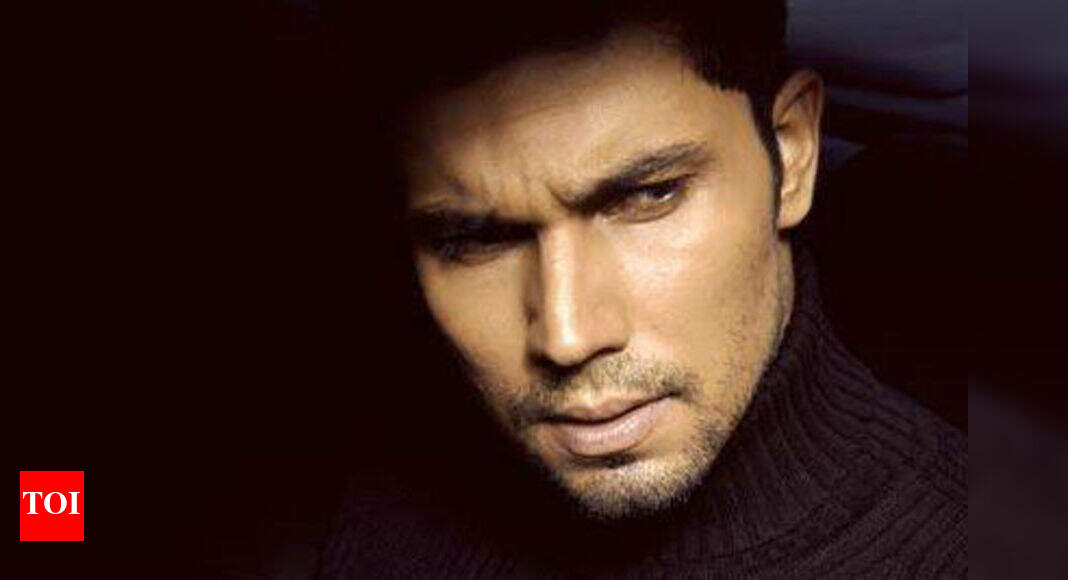 Randeep Hooda plays different characters in his upcoming films | Hindi ...
