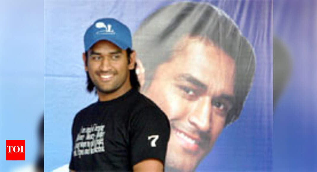 To cut out edges, Dhoni sweats - Times of India