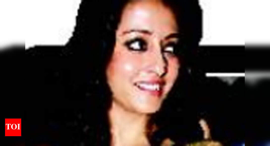 Raima Sen spotted at the pre-release party of Chandan Roy Sanyal’s ...